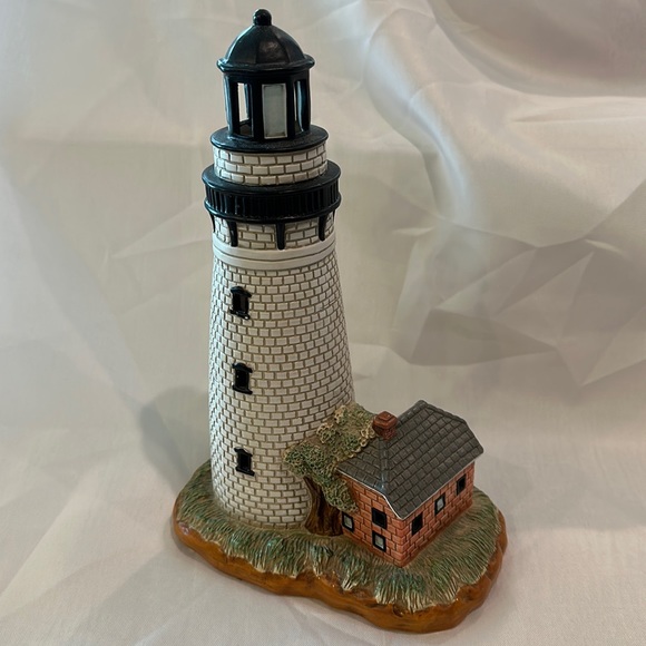 Lefton | Accents | Lefton Ceramic St Simons Lighthouse No Power Cord Or ...